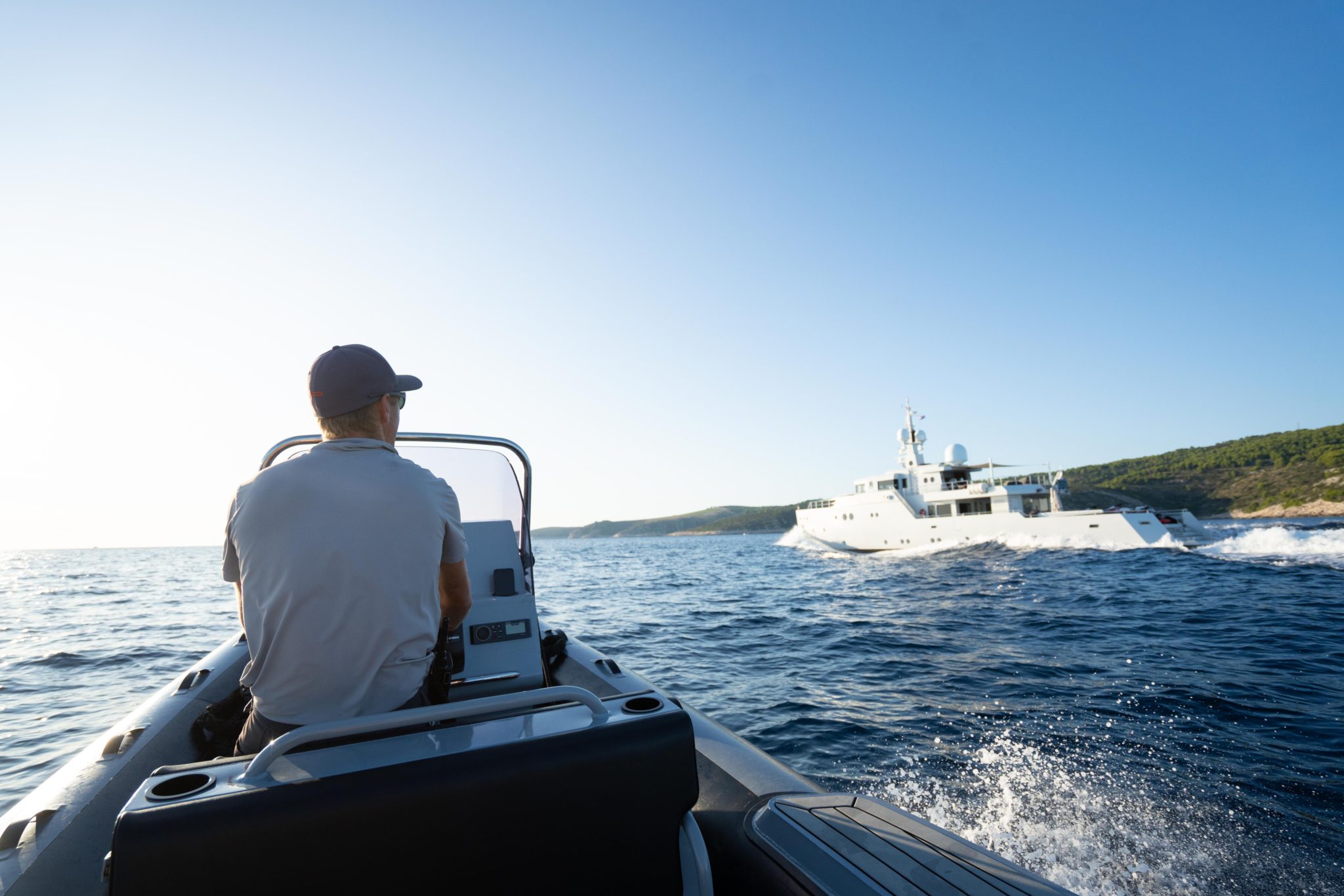 Yacht Deckhand Jobs - Yacht Deckhand Salaries - TWW Yachts