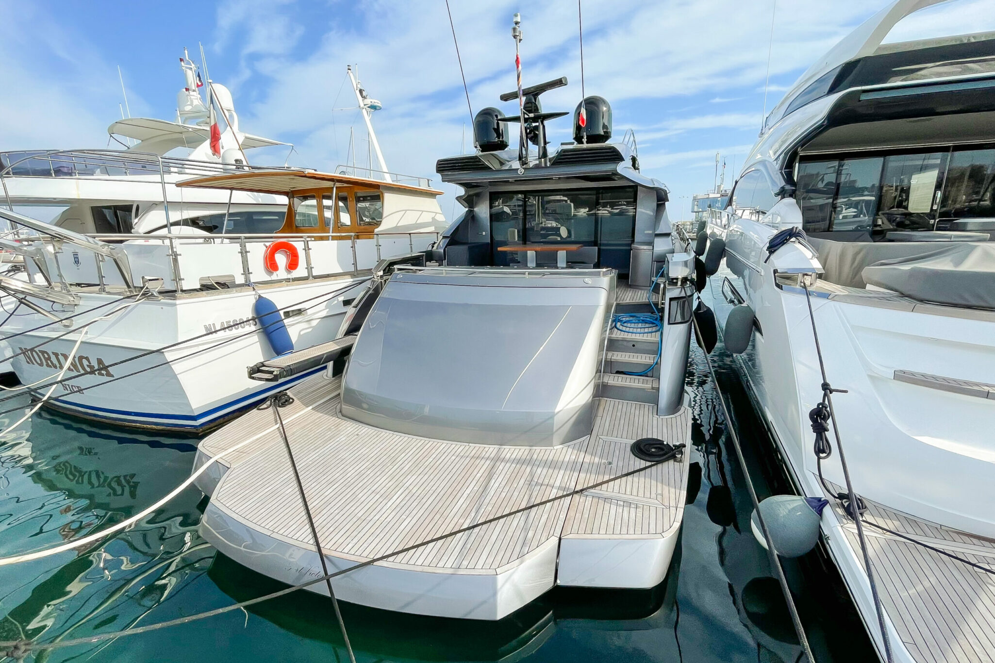 Pershing 82 Yachts for Sale - Used Pershing 82 Prices - TWW Yachts