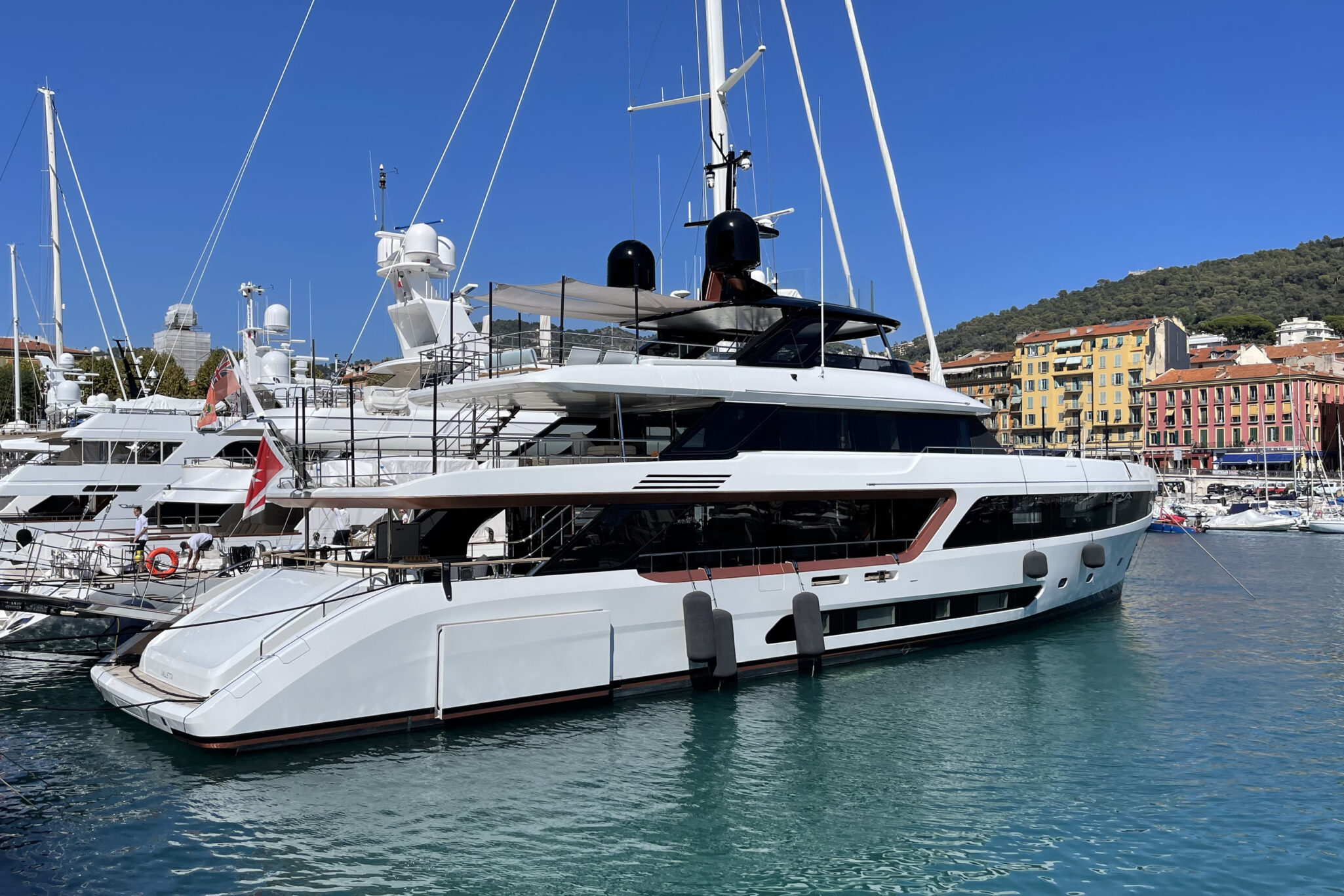 Benetti Motopanfilo Yachts for Sale | Benetti 37M Yachts Prices | TWW ...