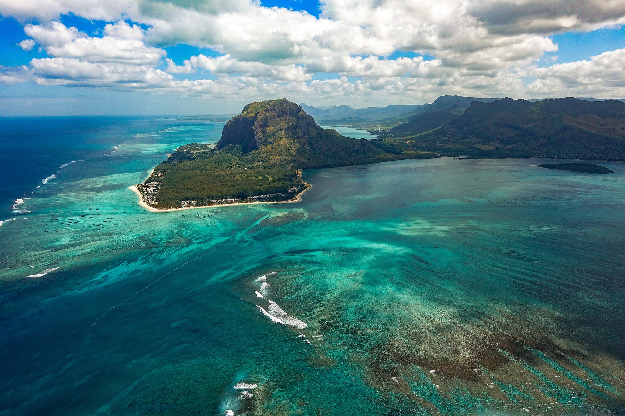 Mauritius Yacht Charter - Mauritius Luxury Yacht Charter - TWW Yachts