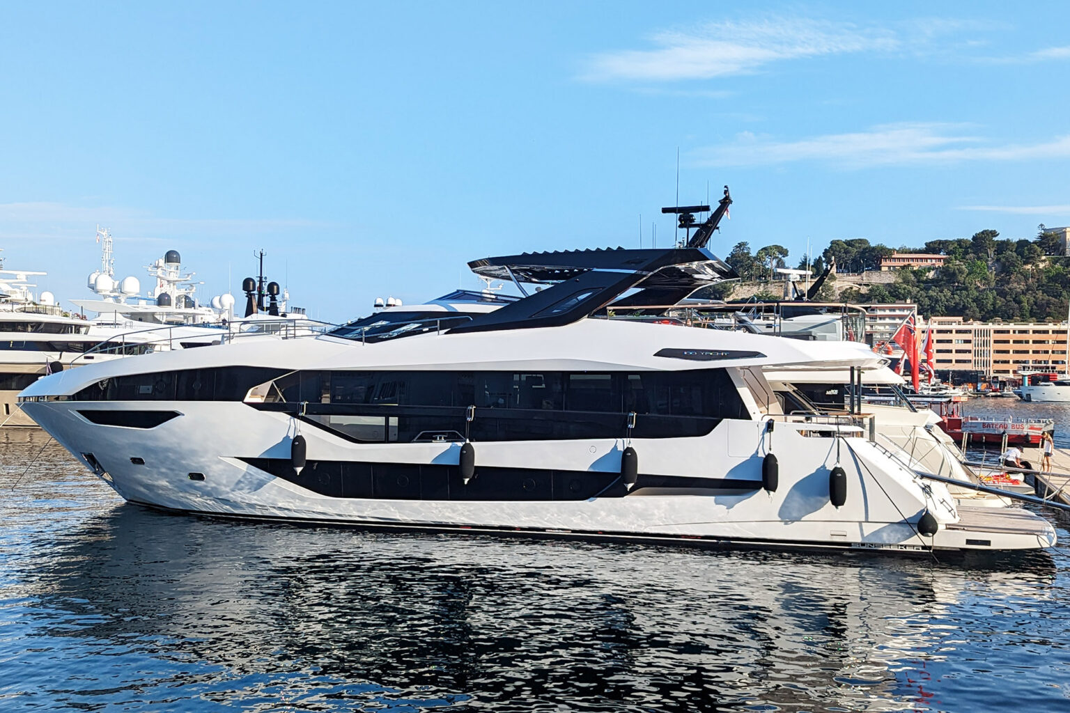 Sunseeker 100 for Sale - Sunseeker 100 Price - TWW Yachts