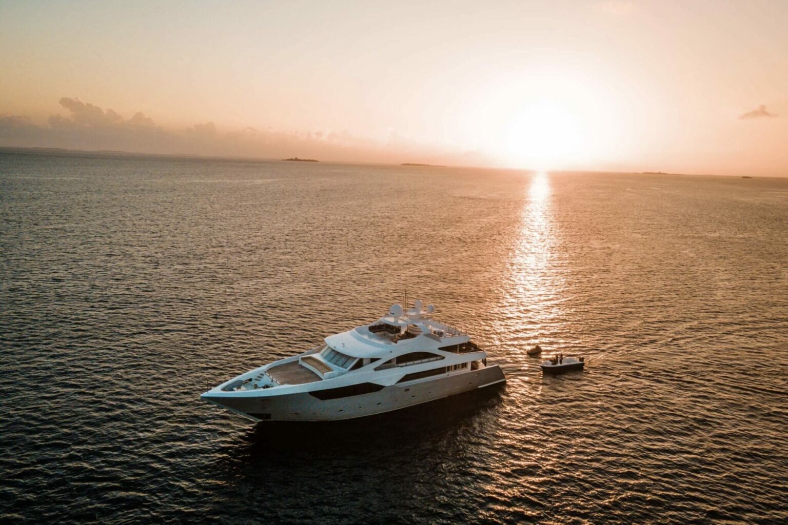 ARK NOBLE Yacht Features | TWW Yachts