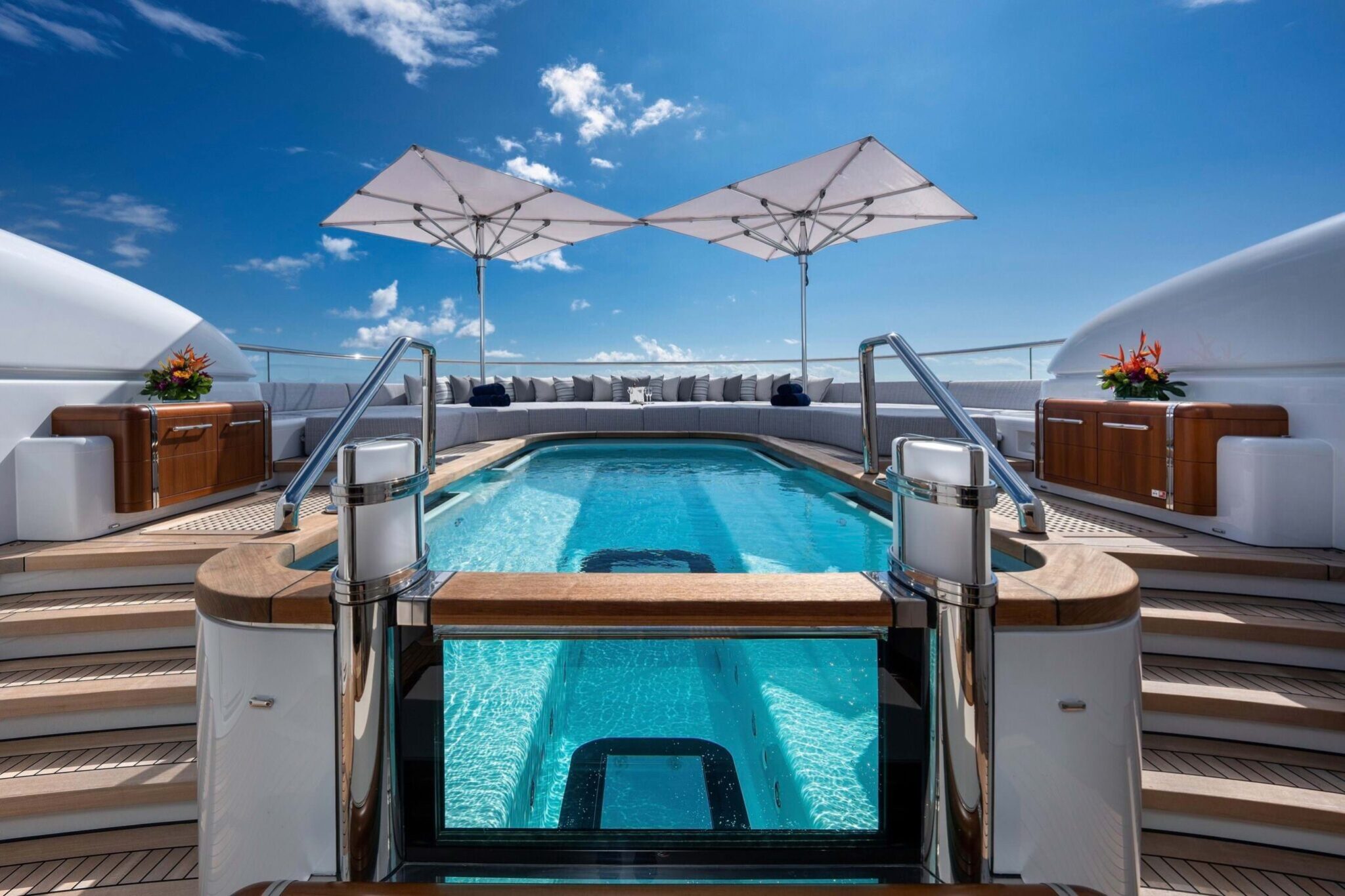 BARBARA Yacht Features | TWW Yachts