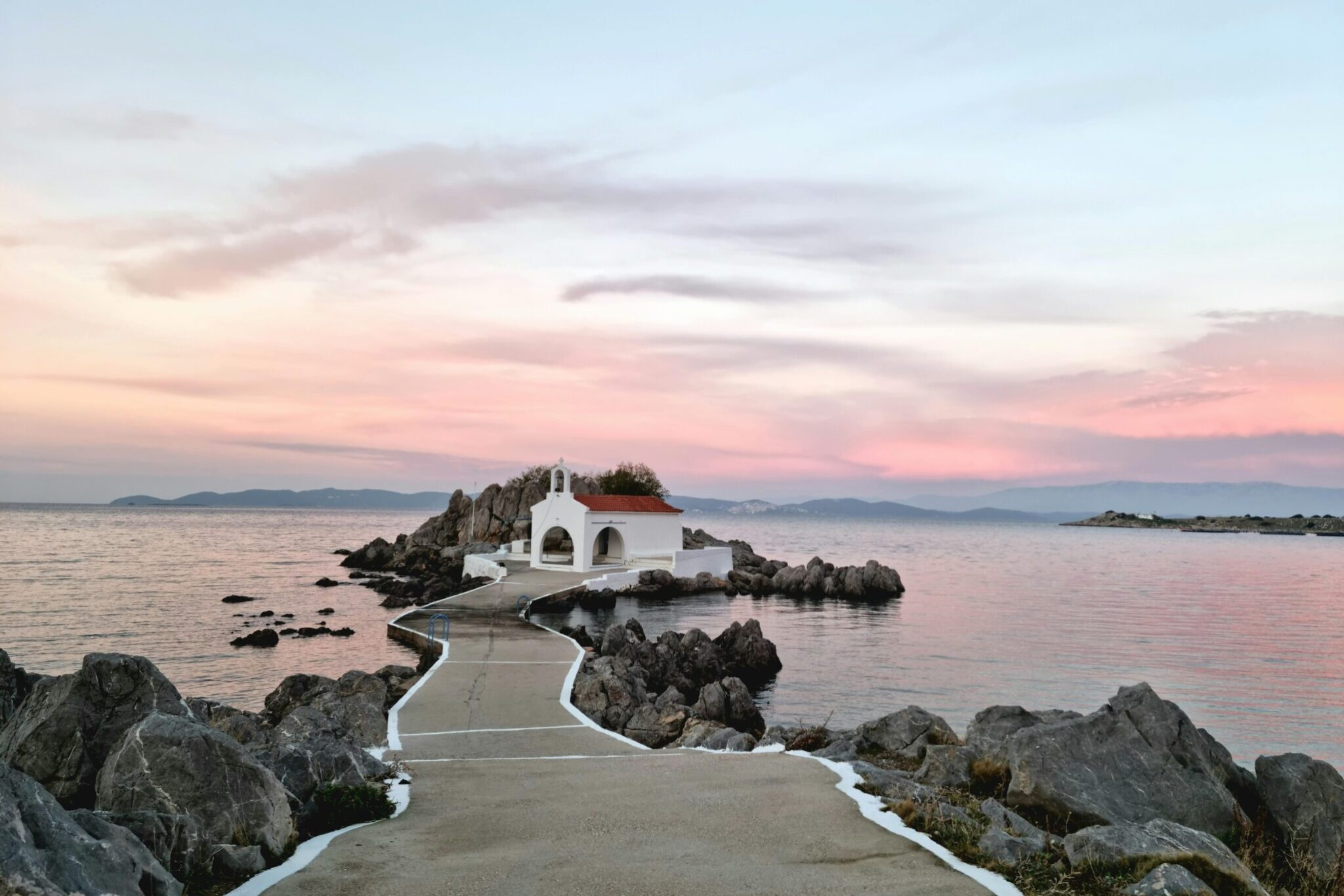 Greece Yacht Charter Itinerary 6 Days - TWW Yachts