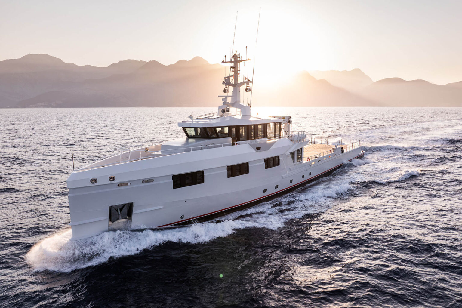 Classic Yachts for Sale | Classic Yachts Prices | TWW Yachts